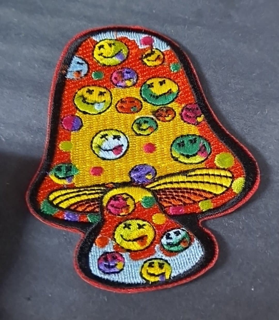 Trippy Smiley Face Mushroom Patch | HalfMoonMusic